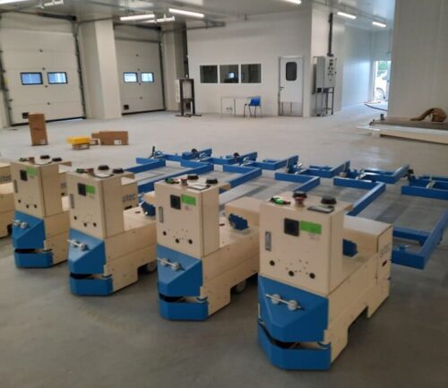 Automated Guided Vehicle (AGV) & Autonomous mobile robots (AMR) - AMRO ...